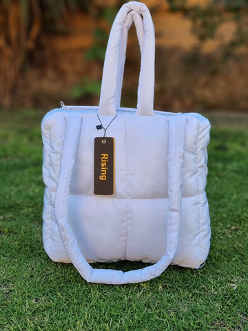 LARGE SQUARE BAG WITH HANDLE QUEENIE QUILTED ZIPPER BAG – sheetalks